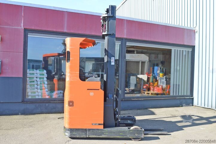 Reach truck
BT RR B2