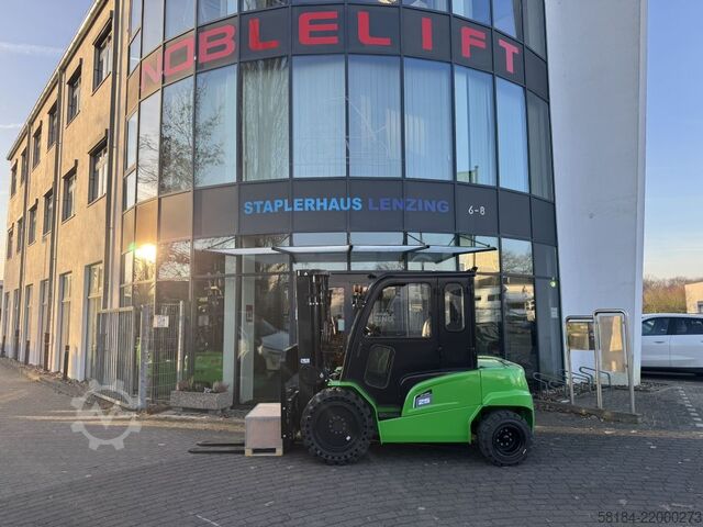 Terenski viljuškar
Noblelift FE2RT25