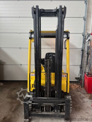 Viljuškar
HYSTER J2.0XNT MWB