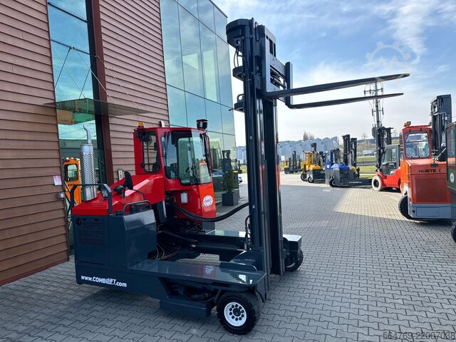 četvorosmerni viljuškar
Combilift C4000 /2015 /Diesel/Triplex 7500 mm