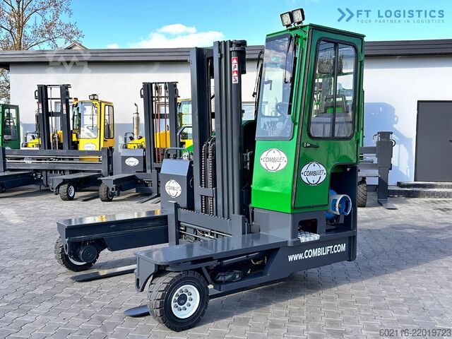 4 Way Forklift
Combilift C4000 / TRIPLEX / 4900MM / GAS