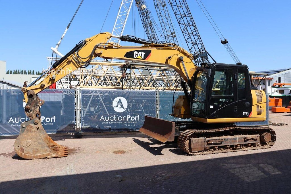 Prodaje se Caterpillar 311FLRR bager guseničar na aukciji