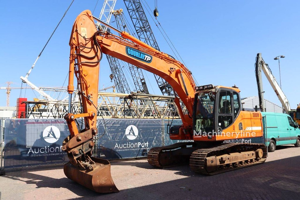 Prodaje se Doosan DX 180LC bager guseničar na aukciji