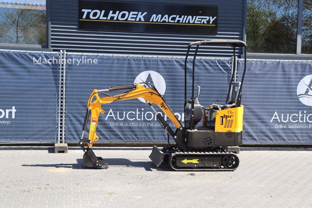 Prodaje se JPC HT12 mini bager na aukciji