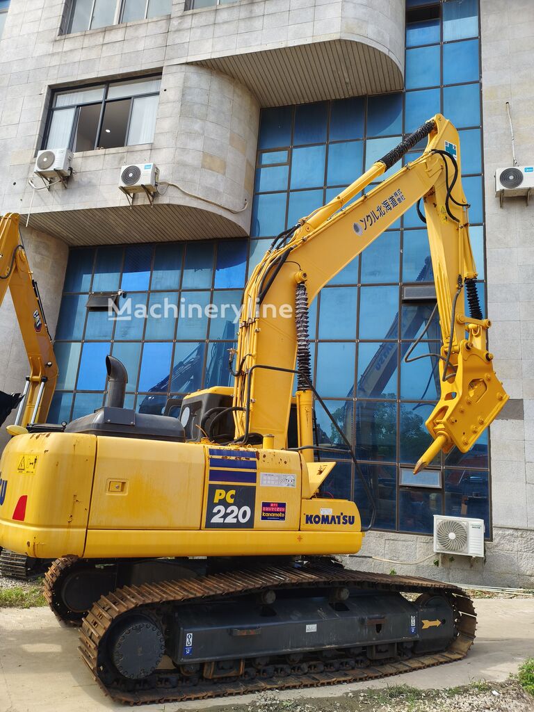Komatsu PC220-7 bager guseničar