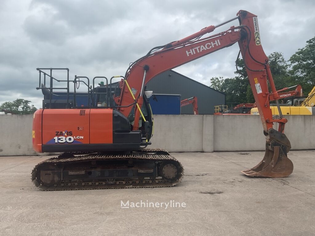 Hitachi ZX130LCN-6 bager guseničar