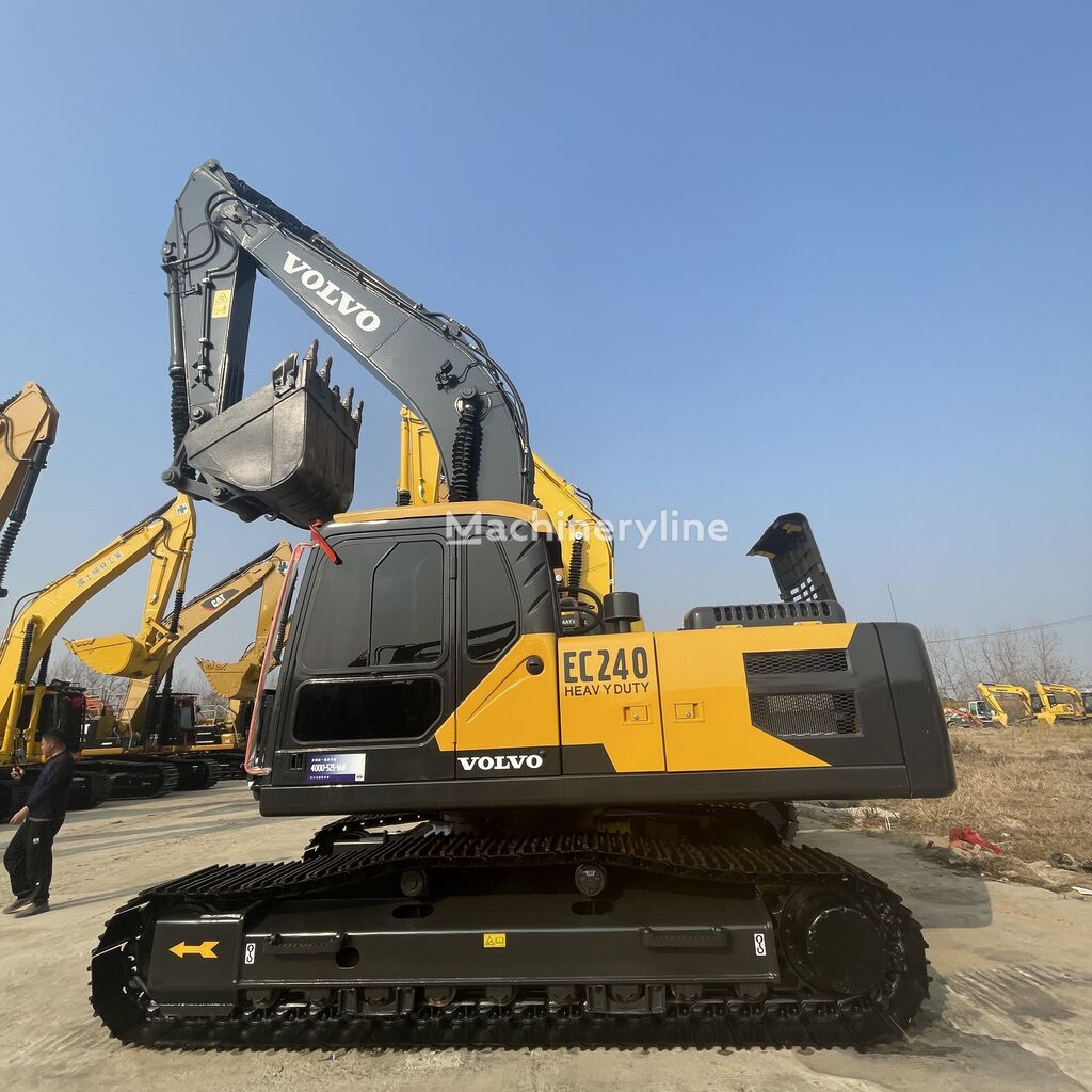 Volvo EC240 bager guseničar