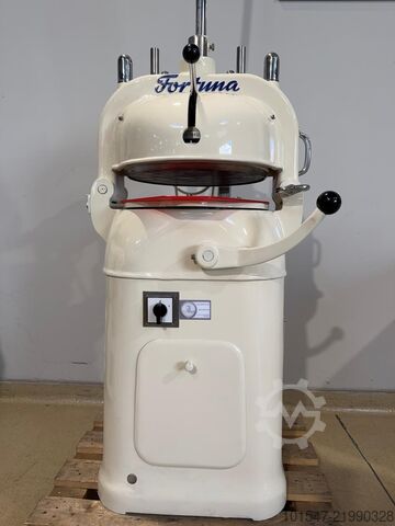 Razdelnik
Fortuna 4