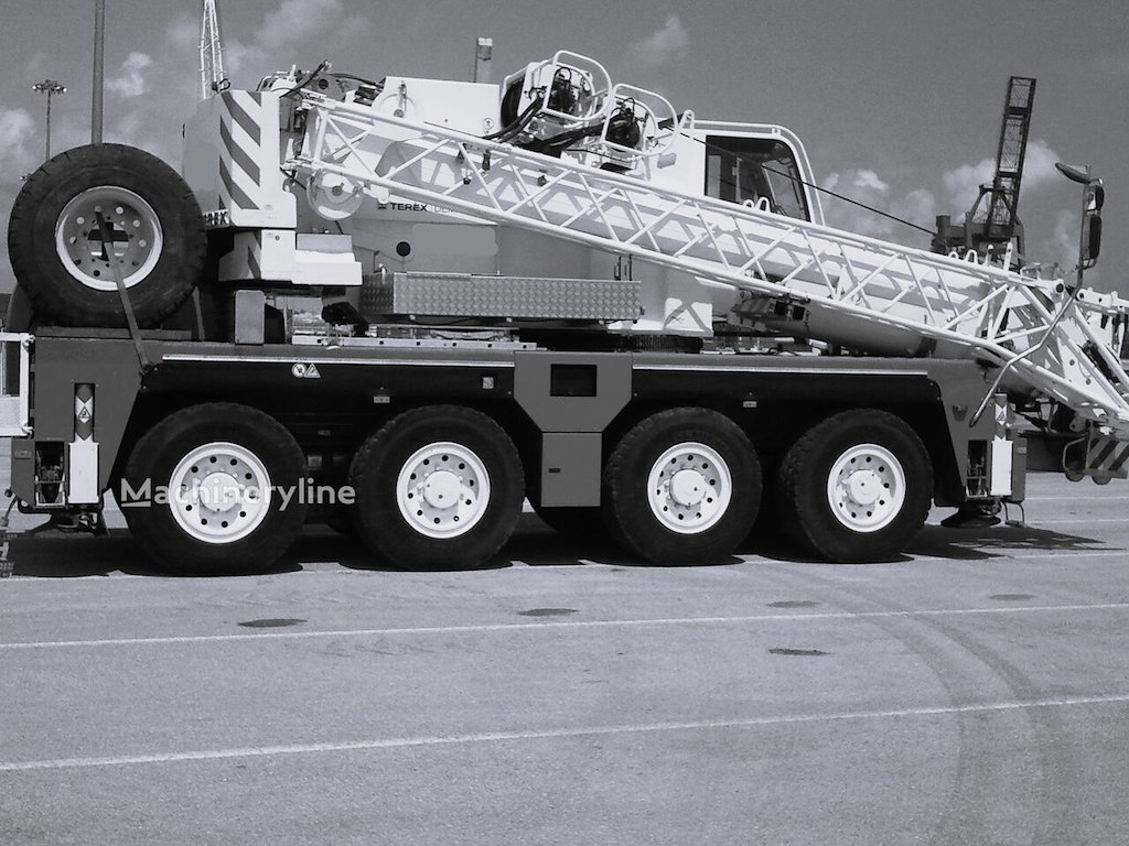 Demag AC70 CITY dizalica za sve terene