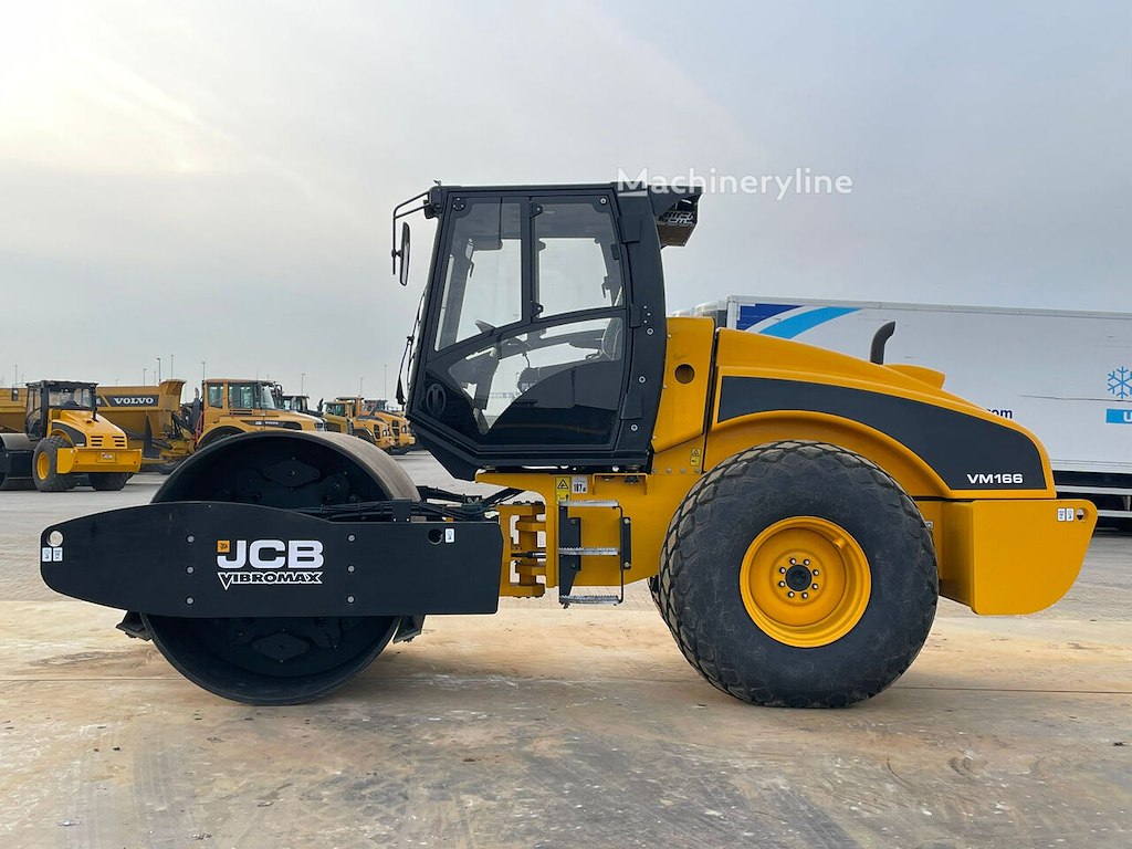Novi JCB VM166D (15.5t) kompaktor s jednim valjkom