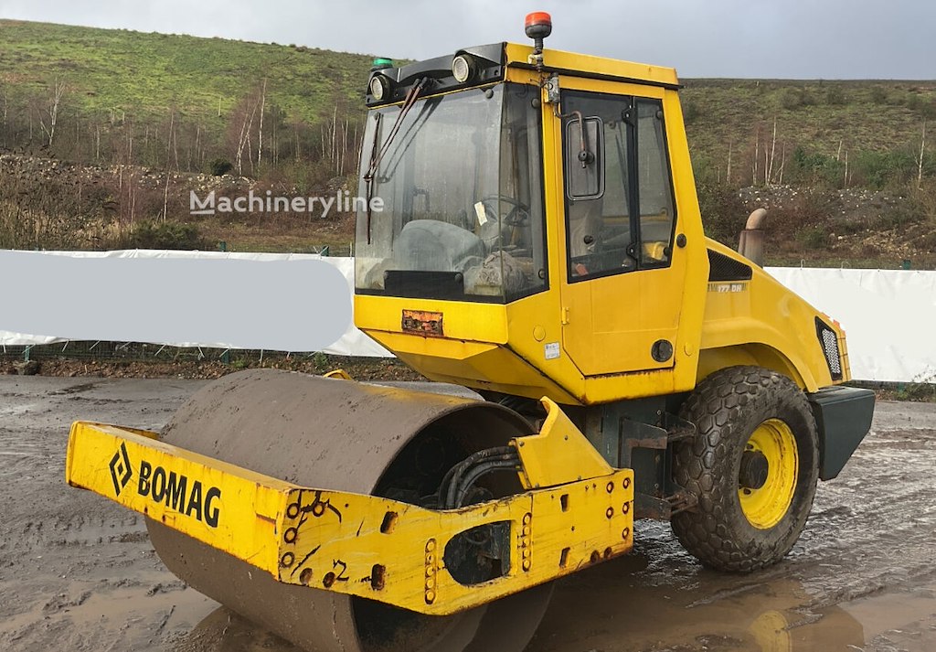 BOMAG BW177DH-4 Cilindru Compactor kompaktor s jednim valjkom