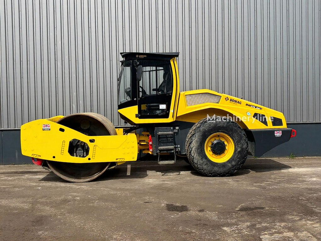 BOMAG BW219DH-5 kompaktor s jednim valjkom