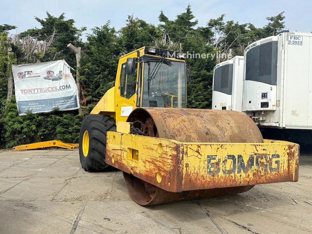 BOMAG BW225D-3 Roller with vibration *NO ENGINE* kompaktor s jednim valjkom
