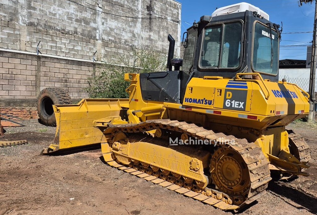 Komatsu D61-EX buldožer
