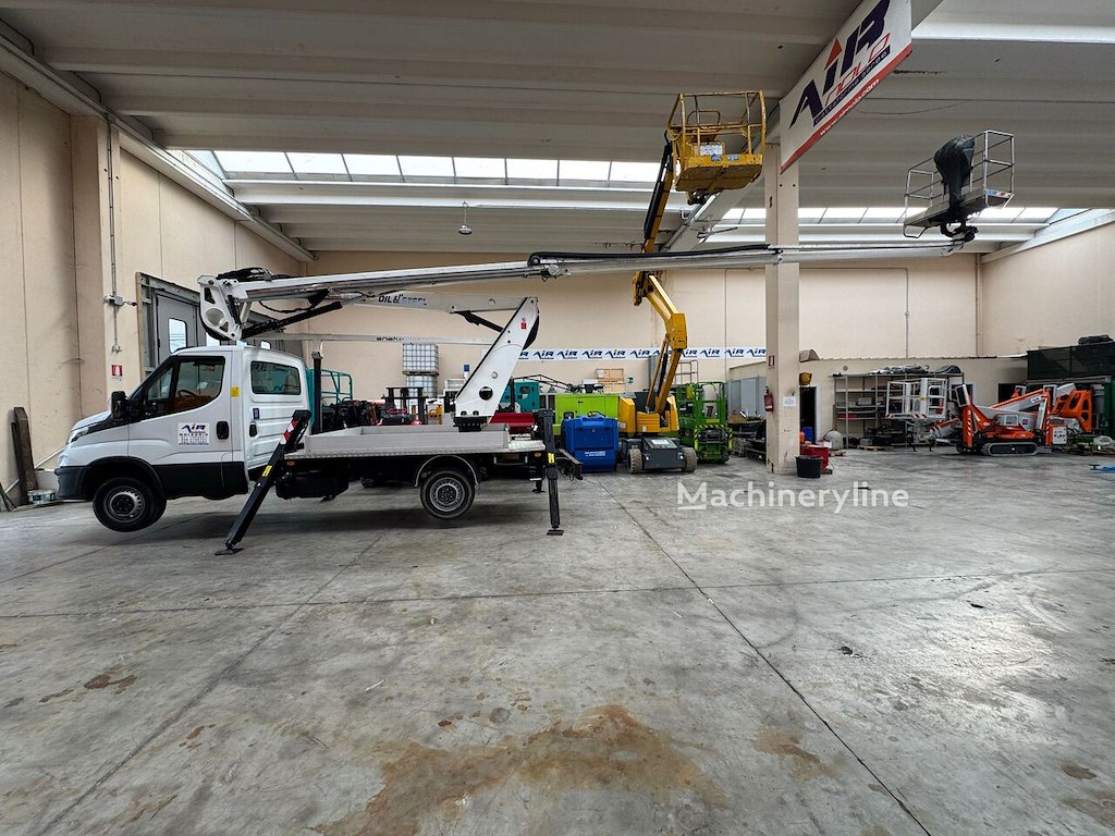 IVECO 37 - OILE&STEEL IVECO DAILY auto dizalica s korpom