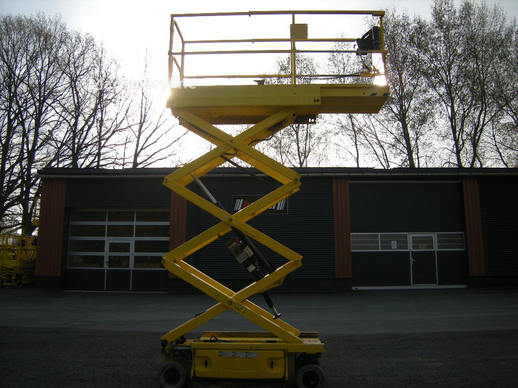 JLG 1930ES makazasta platforma