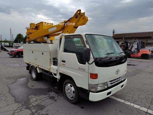 Toyota DYNA auto dizalica s korpom