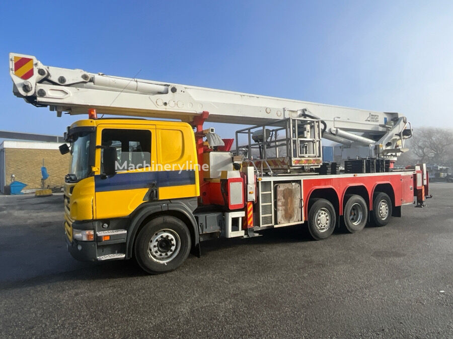 Scania P380 auto dizalica s korpom