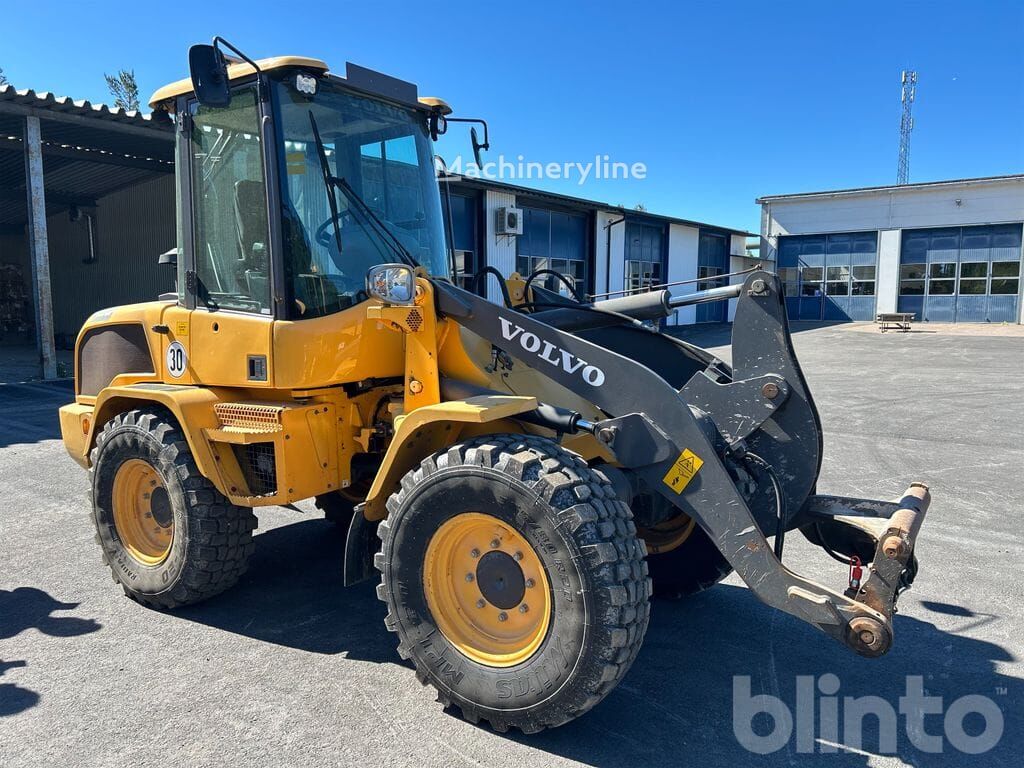 Prodaje se Volvo L 30G prednji utovarivač na aukciji