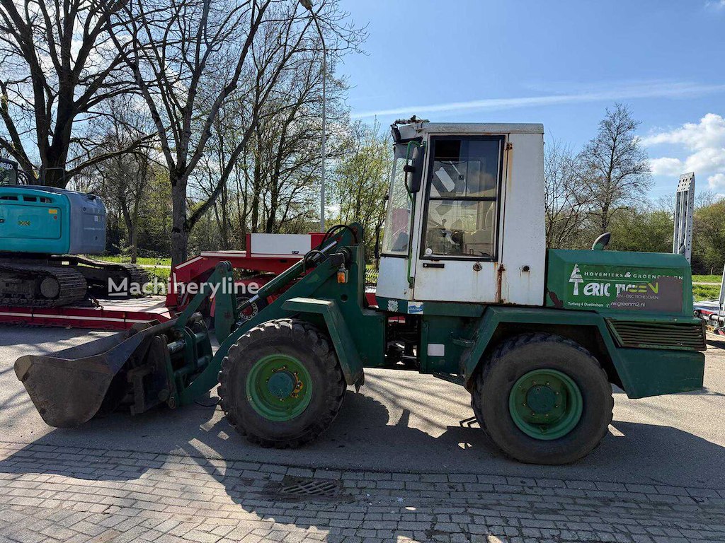 Prodaje se Schaeff SKL 841 prednji utovarivač na aukciji