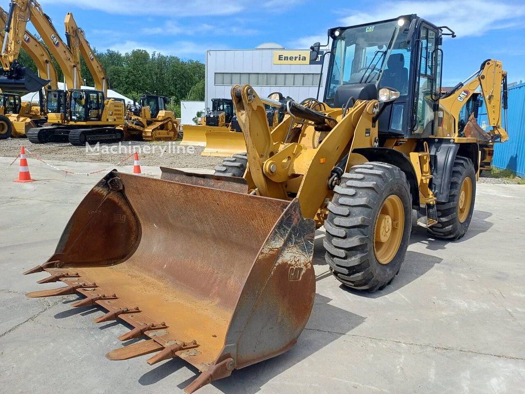 Caterpillar 918M prednji utovarivač