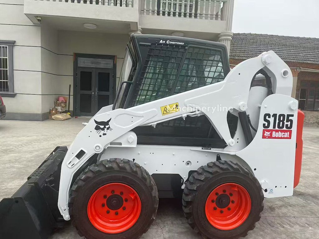 Bobcat S185 mini utovarivač
