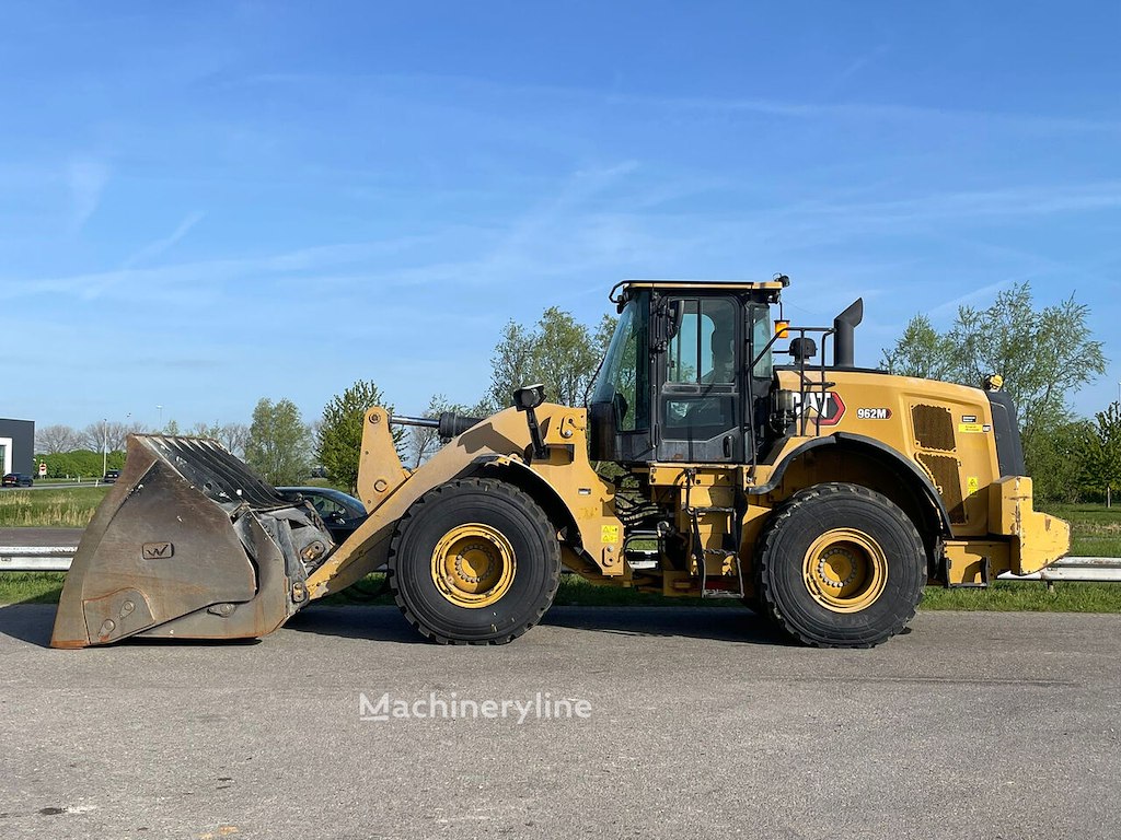 Caterpillar 962M prednji utovarivač