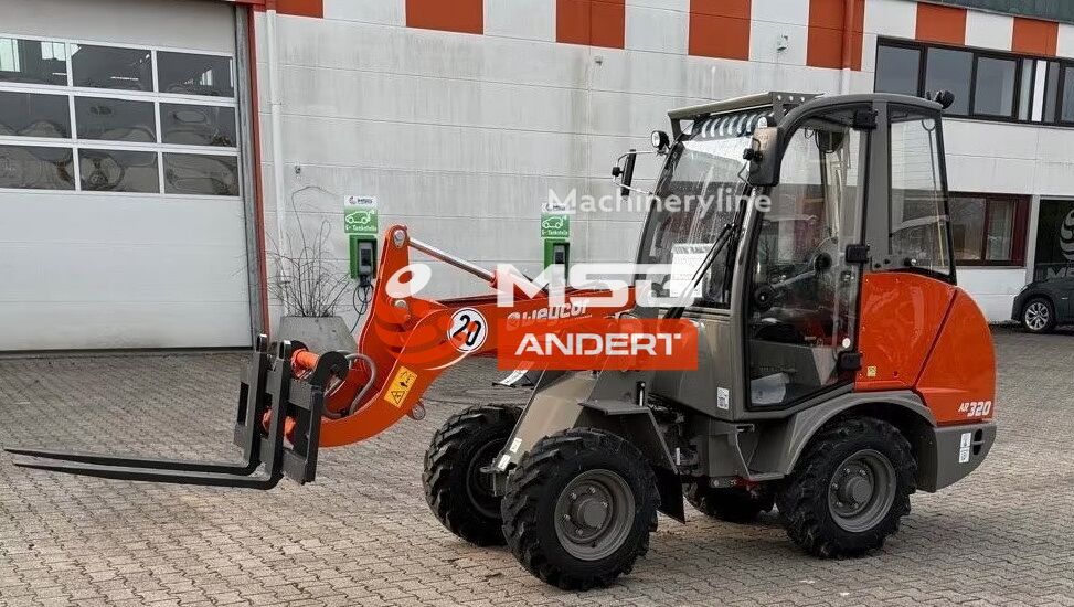 Novi Weycor AR 320 multifunkcionalni utovarivač
