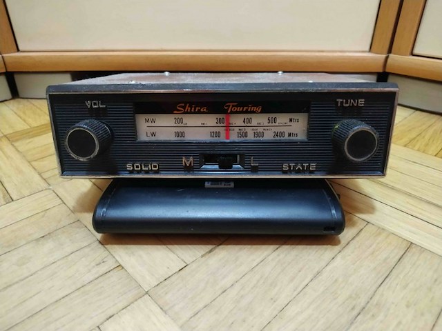 Shira Touring autoradio za oldtimere