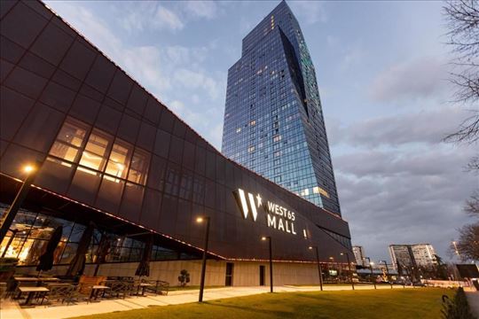 Ekskluzivna prodaja,West 65 Kula,97m2,Delux,Garaža