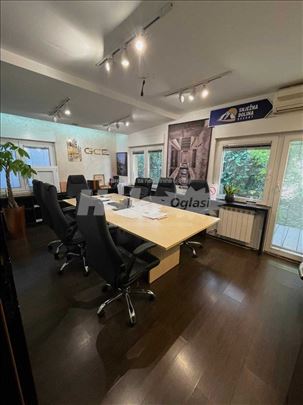 Stambeni prostor - atelje – Garibaldijeva 87m2