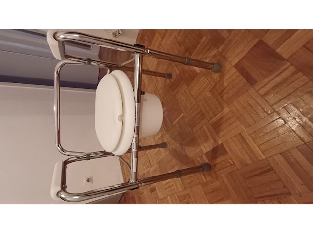 WC šolja za bolesnike