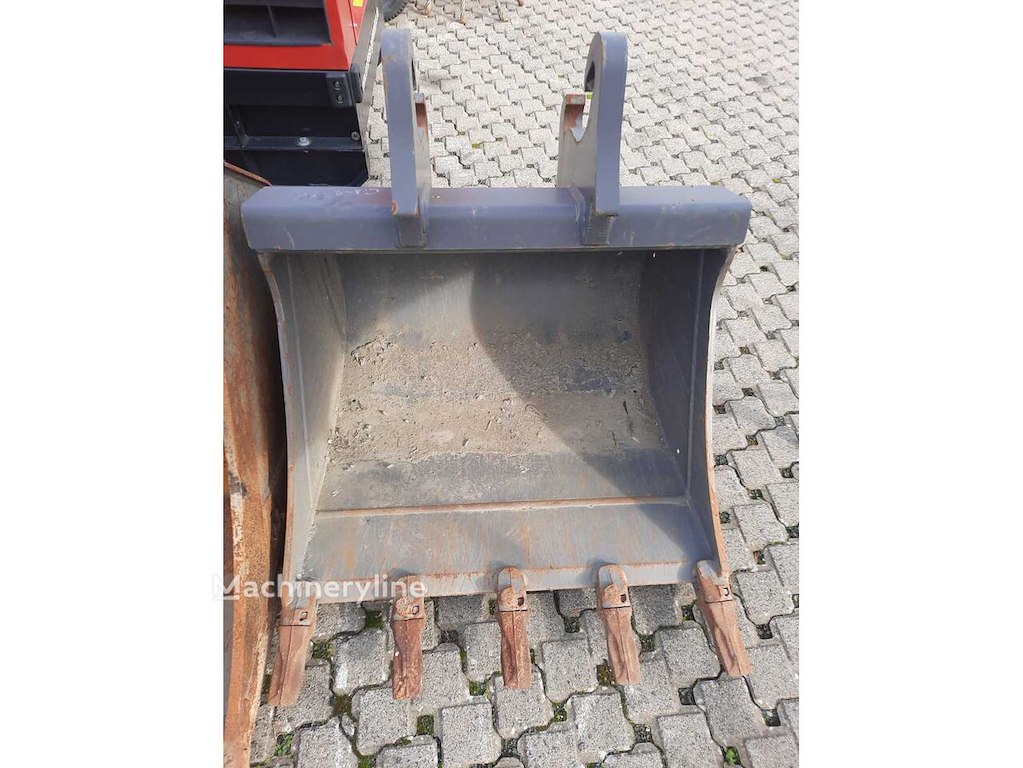 Prodaje se Mecalac kašiku za bager na aukciji