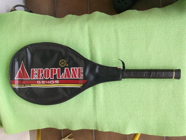 Aeroplane - reket za tenis - kao nov