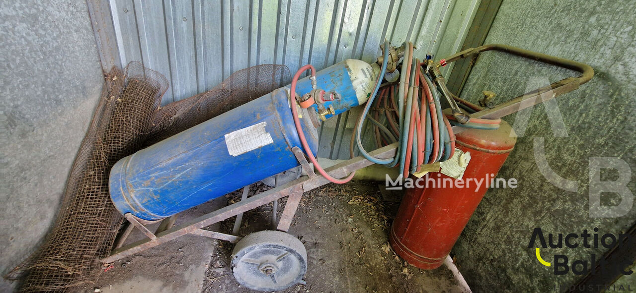 Prodaje se AGA X31 Corona Mk mašinu za sečenje plamenom na aukciji