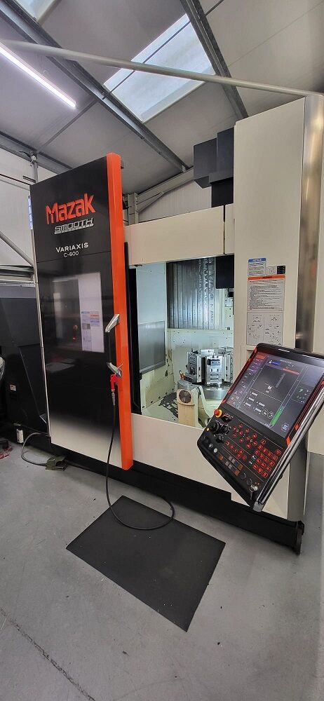Mazak VARIAXIS C 600 obradni centar