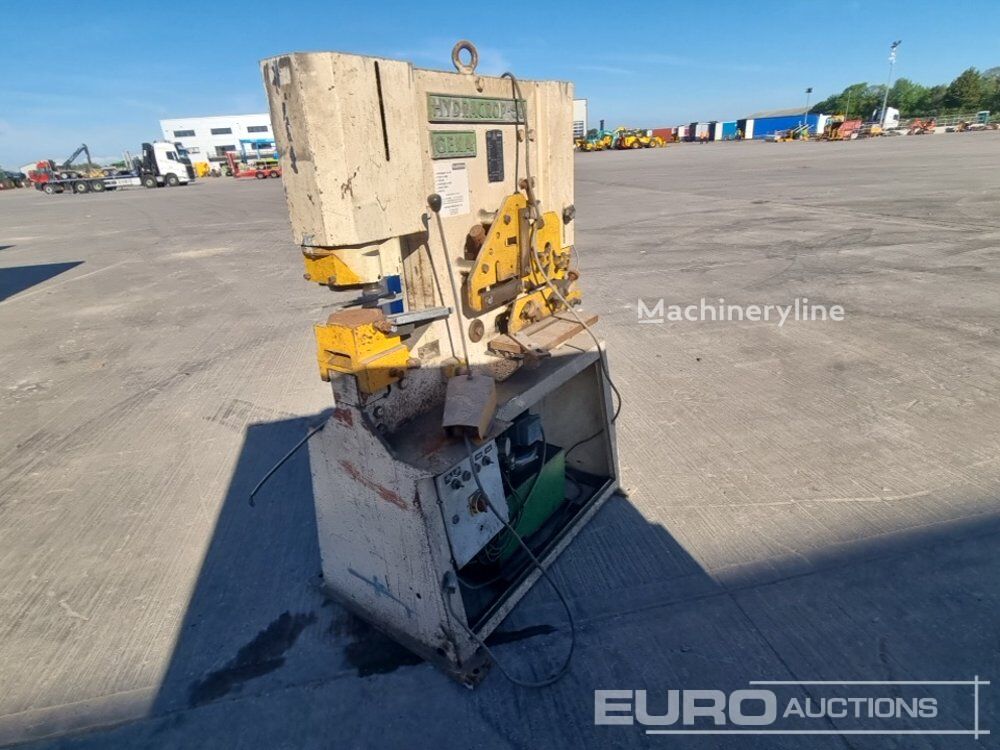 Prodaje se Geka HYD-50 pogonsku presu na aukciji