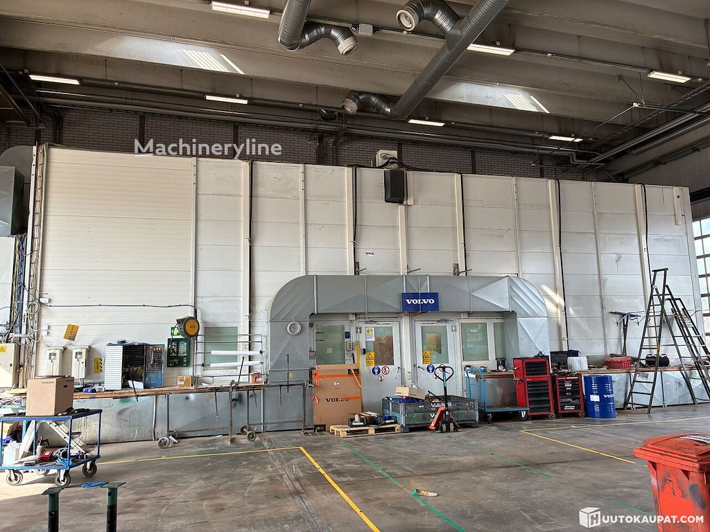 Prodaje se Brand spray booth for heavy vehicles and machinery, Vantaa kabinu za farbanje drveta na aukciji