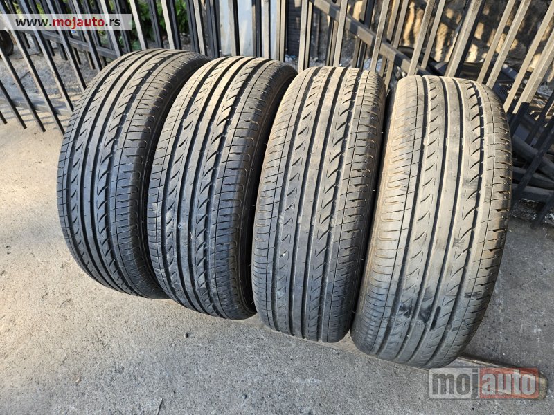 205-70-14 Westlake kao nove odlicne