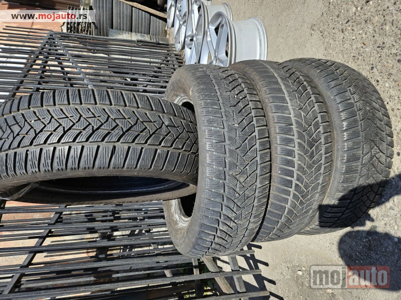 205-60-16 Dunlop kao nove odlicne