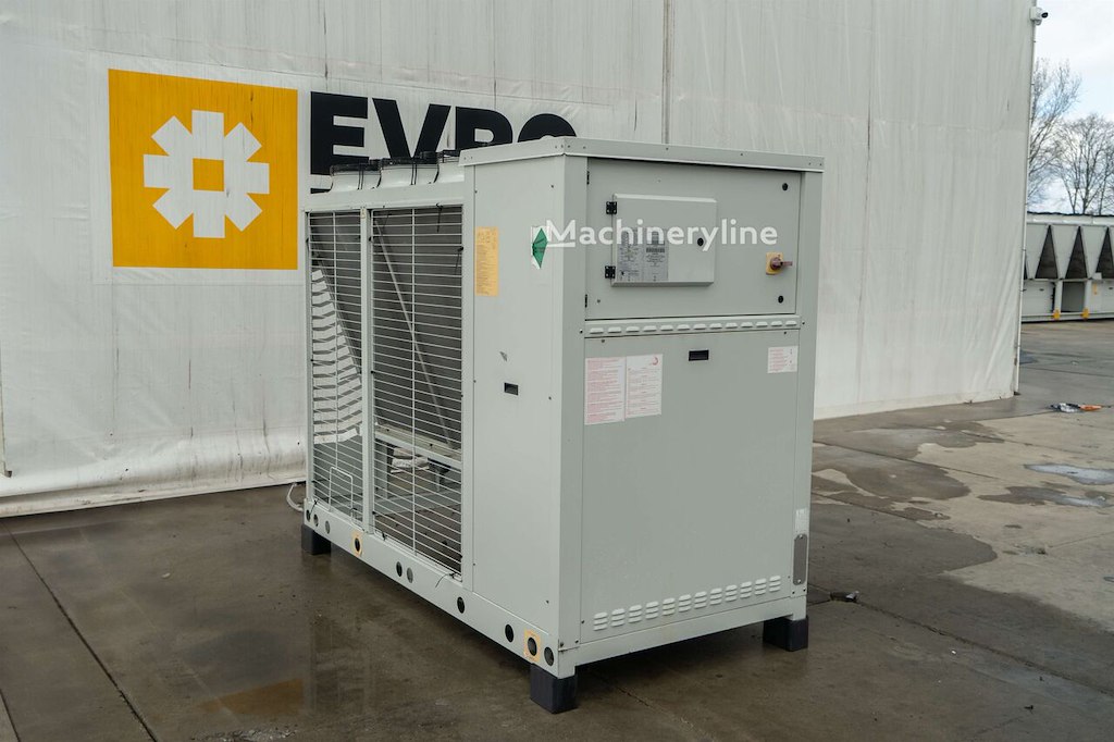 Novi Climaveneta NR N LN CA 0262P 70.25 kW/73.12 kW rashladni uređaj