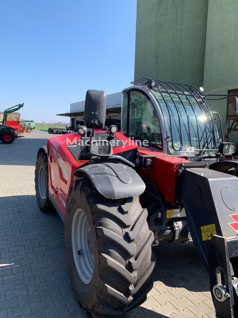 Massey Ferguson TH 7038 Stage5 Exclusive teleskopski utovarivač