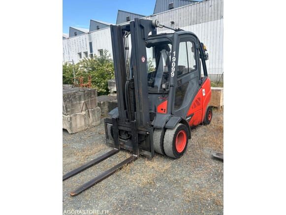 Prodaje se Fenwick H30T-02 viljuškar na gas na aukciji