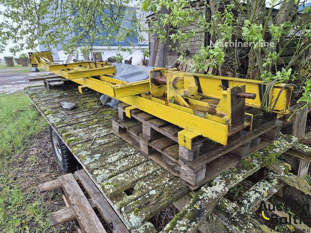 Prodaje se Supporting crane konzolnu dizalicu na aukciji