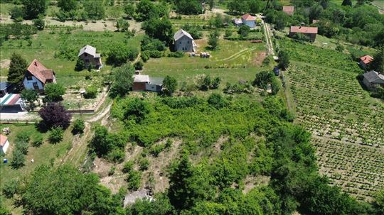 Čortanovci, Građevinsko zemljište 920m2 HITNO!