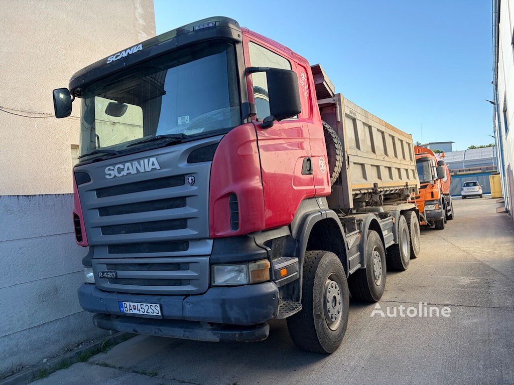 Prodaje se Scania R 420 CB 8X6 kiper na aukciji