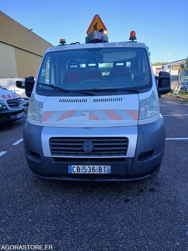 Prodaje se Fiat DUCATO kamion kiper < 3.5t na aukciji