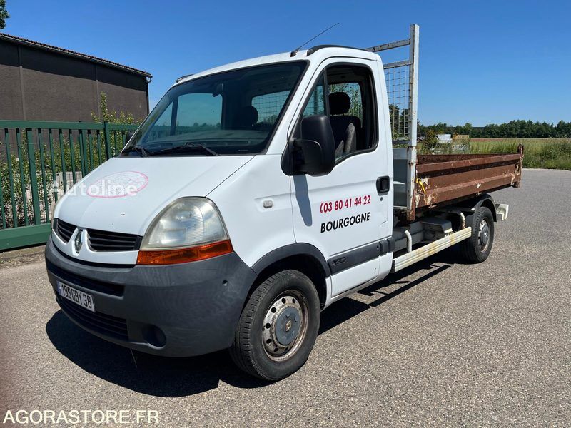 Prodaje se Renault MASTER kamion kiper < 3.5t na aukciji