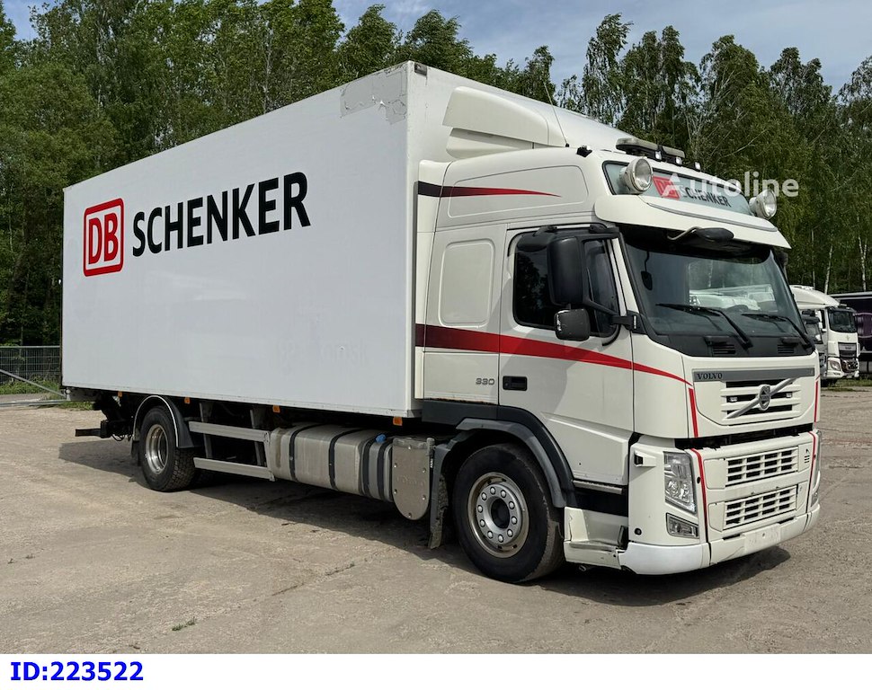 Volvo FM 330 kamion furgon