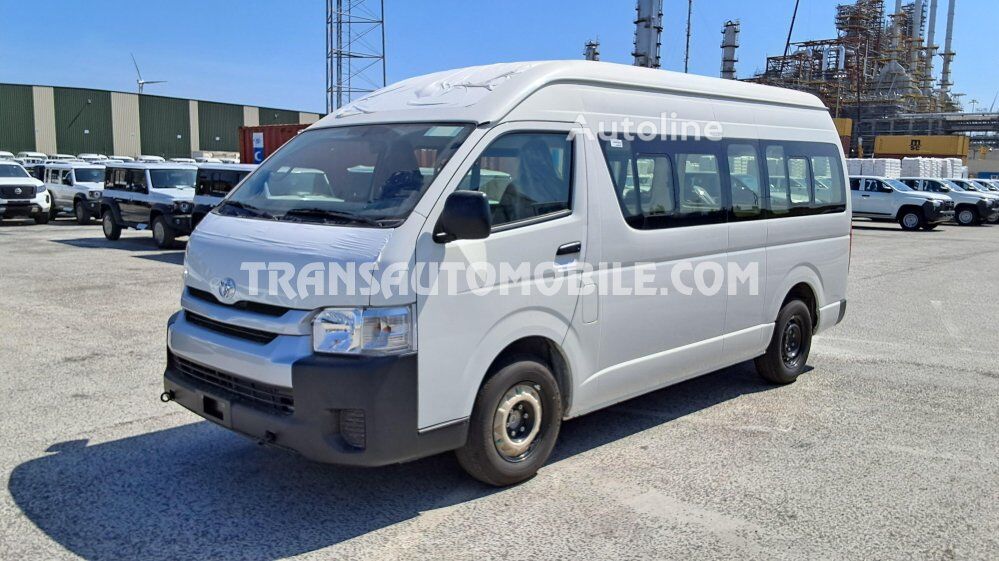 Toyota Hiace minibus furgon